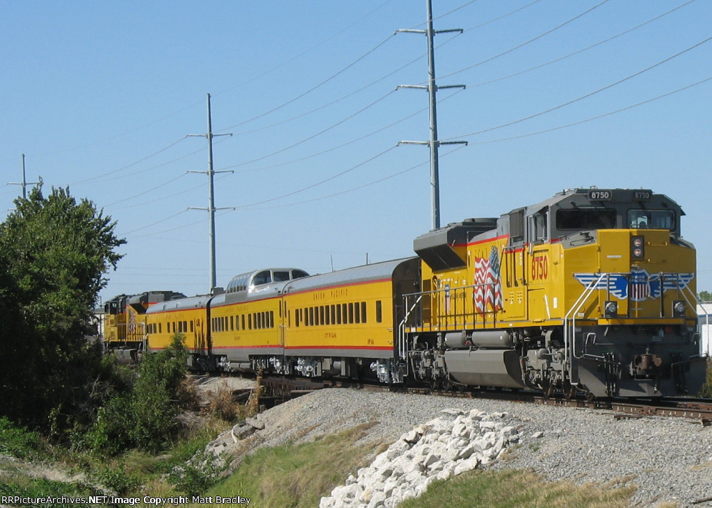 UP 8750 pushing the employee special